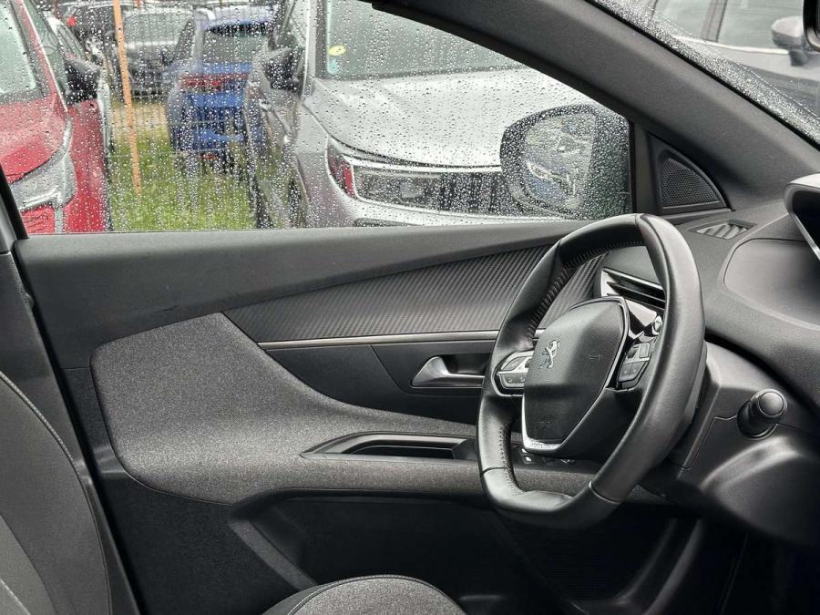 Pelēks Peugeot 3008 2023 Viļņa, ar dzinēja tilpumu 1.20 L un nobraukumu 165 tūkst. km par 12099 €, foto 16 vietnē AUTOMOTO.COM.LV