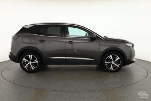 Grey Peugeot 3008 2024 in Kaunas, with an engine capacity of 1.20 L and mileage of 47 thousand km for 25995 €, photo 6 on AUTOMOTO.COM.LV