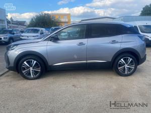 Grey Peugeot 3008 2024 in Kaunas, with an engine capacity of 1.20 L and mileage of 27 thousand km for 26458 €, photo 3 on AUTOMOTO.COM.LV