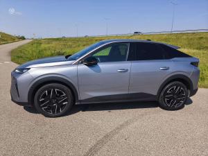 Pelēks Peugeot 3008 2024 Radviliškis, ar dzinēja tilpumu 1.20 L un nobraukumu 102 tūkst. km par 21100 €, foto 4 vietnē AUTOMOTO.COM.LV