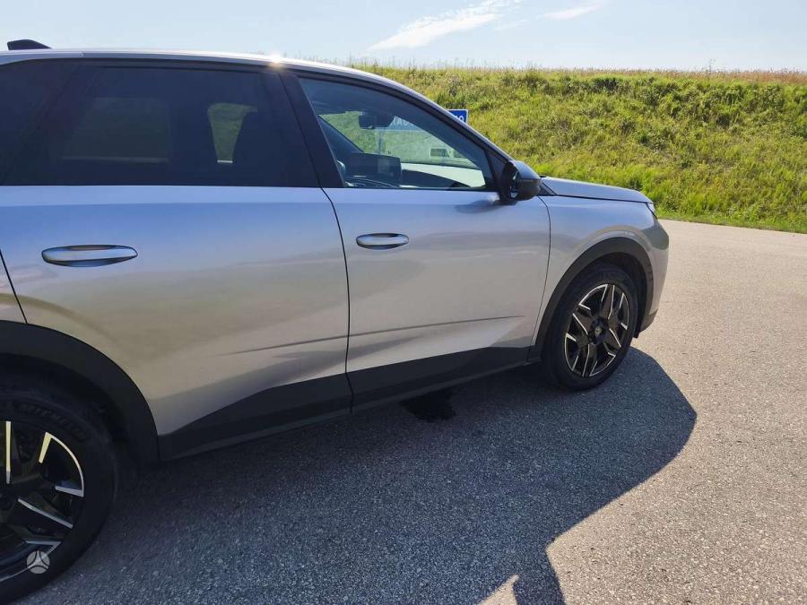 Pelēks Peugeot 3008 2024 Radviliškis, ar dzinēja tilpumu 1.20 L un nobraukumu 102 tūkst. km par 21100 €, foto 9 vietnē AUTOMOTO.COM.LV