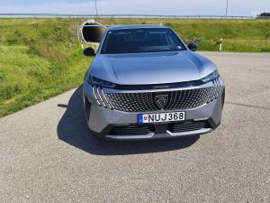 Pelēks Peugeot 3008 2024 Radviliškis, ar dzinēja tilpumu 1.20 L un nobraukumu 102 tūkst. km par 21100 €, foto 13 vietnē AUTOMOTO.COM.LV