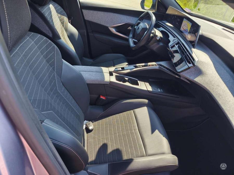 Pelēks Peugeot 3008 2024 Radviliškis, ar dzinēja tilpumu 1.20 L un nobraukumu 102 tūkst. km par 21100 €, foto 18 vietnē AUTOMOTO.COM.LV