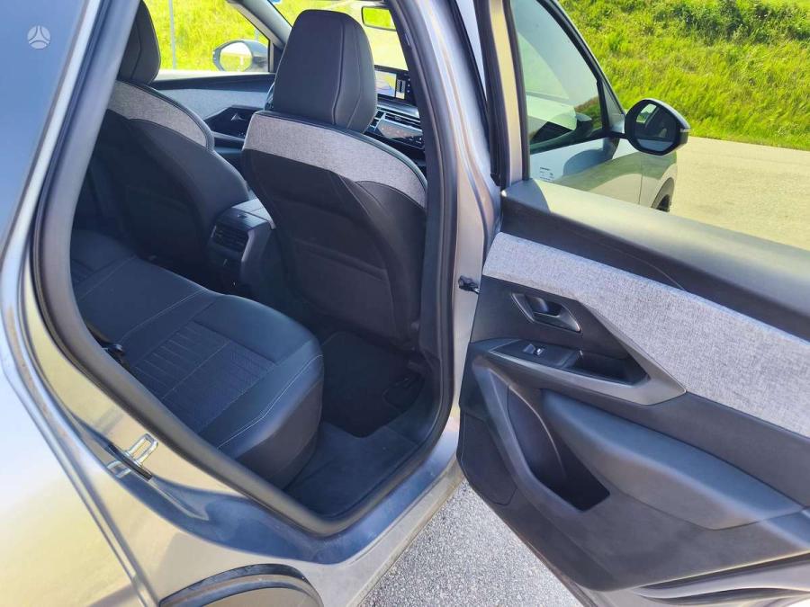 Pelēks Peugeot 3008 2024 Radviliškis, ar dzinēja tilpumu 1.20 L un nobraukumu 102 tūkst. km par 21100 €, foto 20 vietnē AUTOMOTO.COM.LV