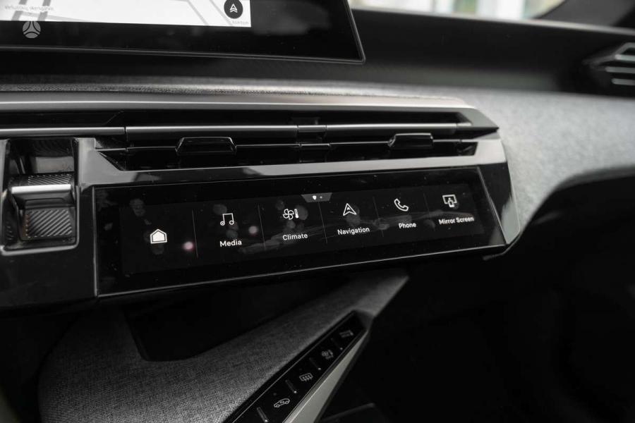 Pelēks Peugeot 3008 2024 Viļņa, ar dzinēja tilpumu 1.20 L un nobraukumu 103 tūkst. km par 23500 €, foto 21 vietnē AUTOMOTO.COM.LV