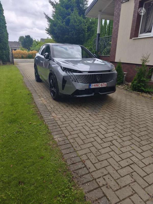 Grey Peugeot 3008 2025 in Mazeikiai, with an engine capacity of 0.00 L and mileage of 29 thousand km for 35200 €, photo 4 on AUTOMOTO.COM.LV