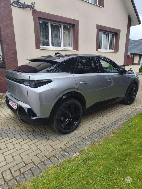 Grey Peugeot 3008 2025 in Mazeikiai, with an engine capacity of 0.00 L and mileage of 29 thousand km for 35200 €, photo 10 on AUTOMOTO.COM.LV