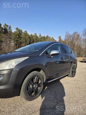 Grey Peugeot 3008 2010 in Cesis, with an engine capacity of 2.00 L and mileage of 253 thousand km for 4500 €, photo 2 on AUTOMOTO.COM.LV