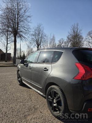Grey Peugeot 3008 2010 in Cesis, with an engine capacity of 2.00 L and mileage of 253 thousand km for 4500 €, photo 3 on AUTOMOTO.COM.LV