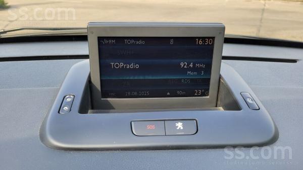 Серый Пежо 3008 2010 в Даугавпилс, объемом двигателя 2.00 л и пробегом 264 тыс. км за 4850 €, фото 6 на AUTOMOTO.COM.LV