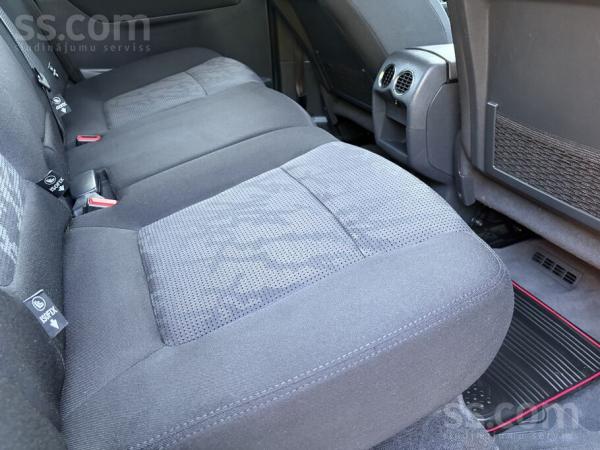 Pelēks Peugeot 3008 2010 Jelgava, ar dzinēja tilpumu 1.60 L un nobraukumu 188 tūkst. km par 4450 €, foto 8 vietnē AUTOMOTO.COM.LV