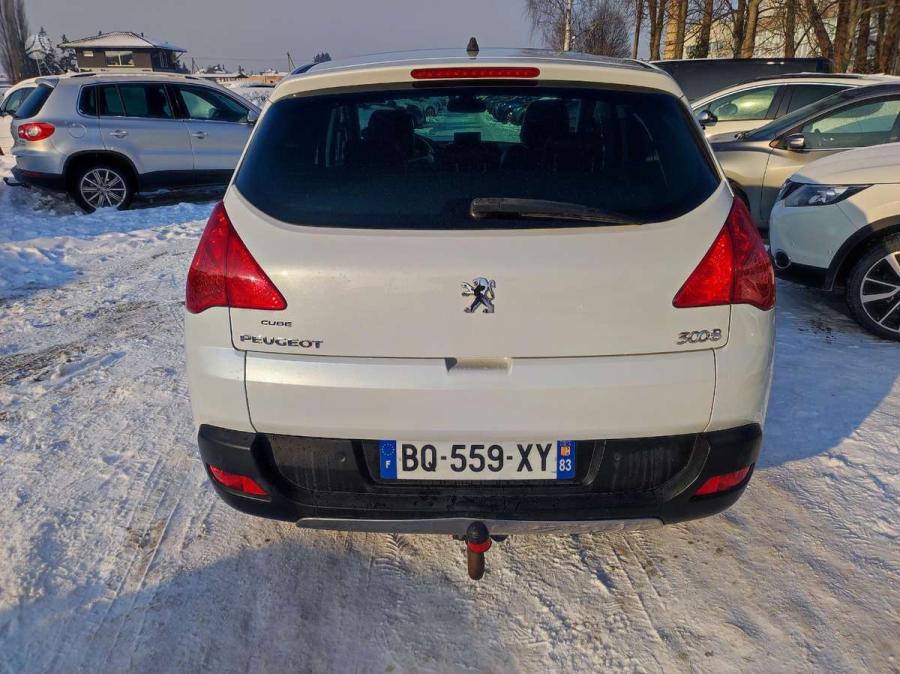 Grey Peugeot 3008 2011 in Taurage, with an engine capacity of 2.00 L and mileage of 277 thousand km for 3300 €, photo 4 on AUTOMOTO.COM.LV
