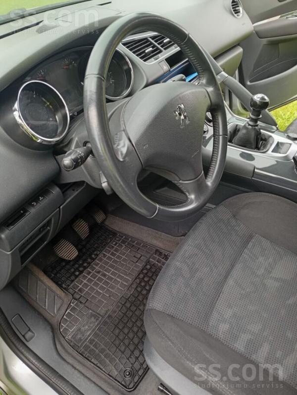 Pelēks Peugeot 3008 2011 Madona, ar dzinēja tilpumu 1.60 L un nobraukumu 243 tūkst. km par 4350 €, foto 5 vietnē AUTOMOTO.COM.LV