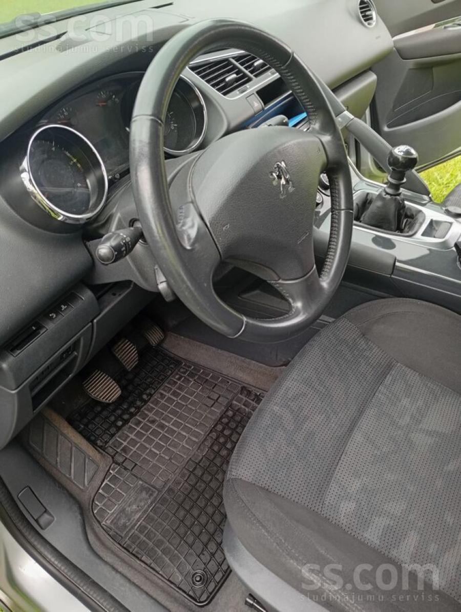 Grey Peugeot 3008 2011 in Madona, with an engine capacity of 1.60 L and mileage of 243 thousand km for 4350 €, photo 6 on AUTOMOTO.COM.LV