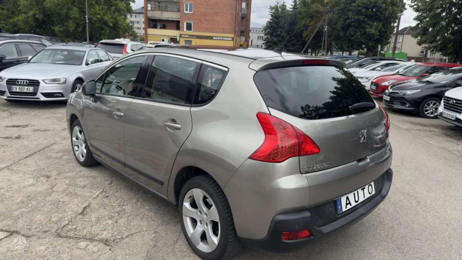 Pelēks Peugeot 3008 2011 Tauragė, ar dzinēja tilpumu 1.60 L un nobraukumu 198 tūkst. km par 3100 €, foto 9 vietnē AUTOMOTO.COM.LV