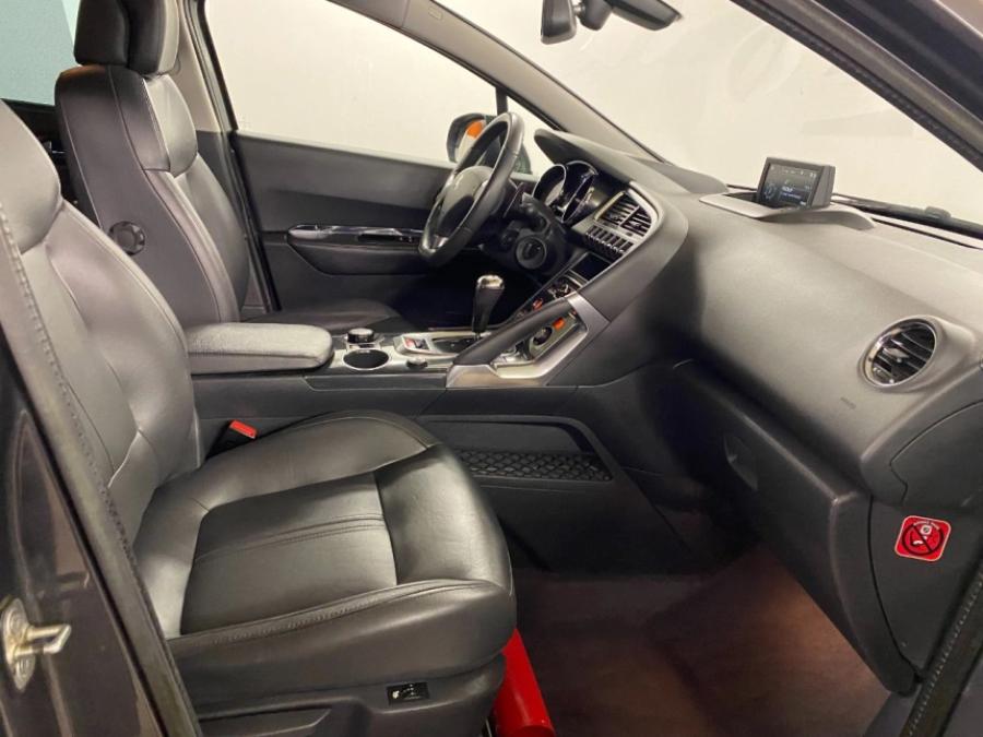 Pelēks Peugeot 3008 2013 Rīga, ar dzinēja tilpumu 1.60 L un nobraukumu 244 tūkst. km par 6950 €, foto 13 vietnē AUTOMOTO.COM.LV