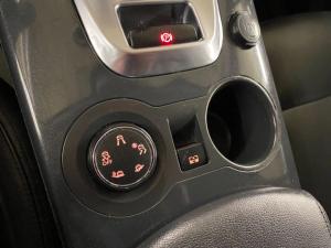 Pelēks Peugeot 3008 2013 Rīga, ar dzinēja tilpumu 1.60 L un nobraukumu 244 tūkst. km par 6950 €, foto 23 vietnē AUTOMOTO.COM.LV