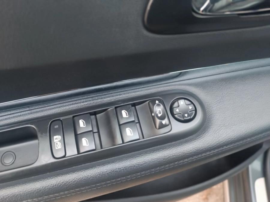 Pelēks Peugeot 3008 2013 Rīga, ar dzinēja tilpumu 1.60 L un nobraukumu 244 tūkst. km par 6950 €, foto 24 vietnē AUTOMOTO.COM.LV