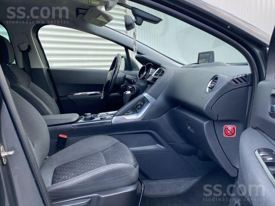 Grey Peugeot 3008 2015 in Riga, with an engine capacity of 1.60 L and mileage of 244 thousand km for 4490 €, photo 15 on AUTOMOTO.COM.LV