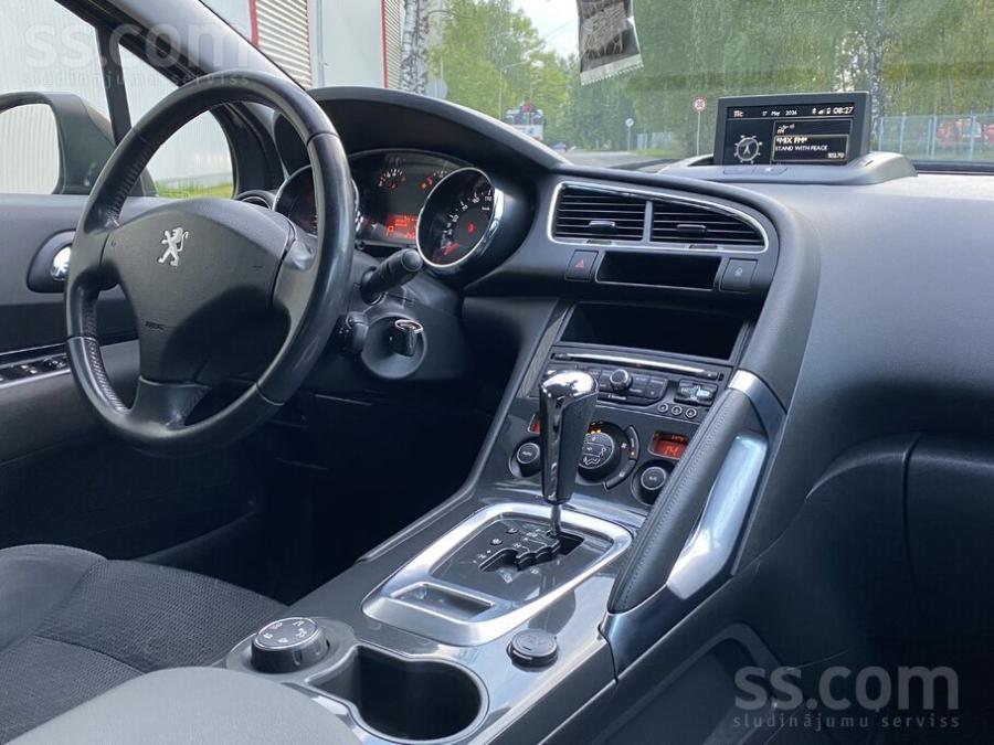 Grey Peugeot 3008 2015 in Riga, with an engine capacity of 1.60 L and mileage of 244 thousand km for 4490 €, photo 17 on AUTOMOTO.COM.LV
