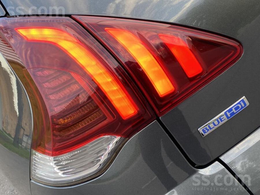 Grey Peugeot 3008 2015 in Riga, with an engine capacity of 1.60 L and mileage of 244 thousand km for 4490 €, photo 35 on AUTOMOTO.COM.LV