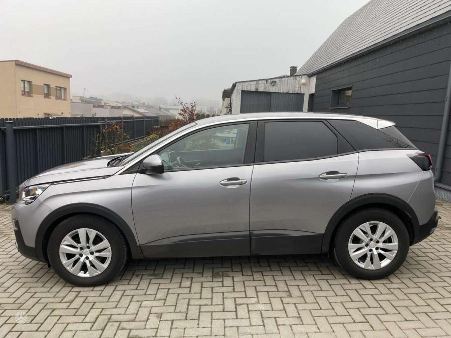 Grey Peugeot 3008 2019 in Kaunas, with an engine capacity of 1.20 L and mileage of 60 thousand km for 15350 €, photo 2 on AUTOMOTO.COM.LV