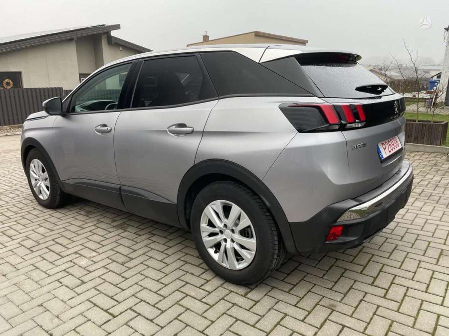 Grey Peugeot 3008 2019 in Kaunas, with an engine capacity of 1.20 L and mileage of 60 thousand km for 15350 €, photo 4 on AUTOMOTO.COM.LV