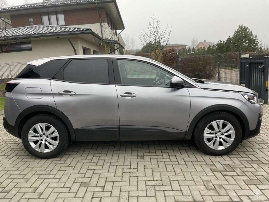 Grey Peugeot 3008 2019 in Kaunas, with an engine capacity of 1.20 L and mileage of 60 thousand km for 15350 €, photo 11 on AUTOMOTO.COM.LV