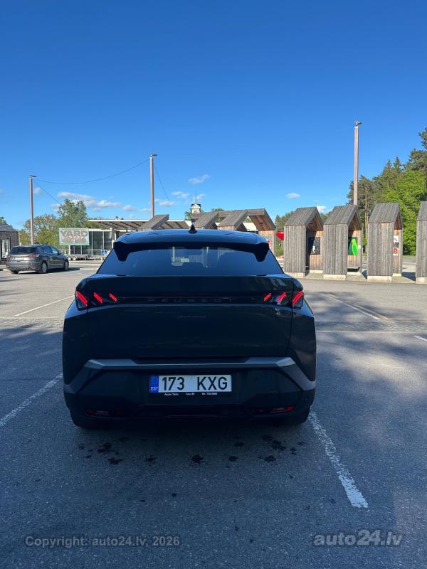 Pelēks Peugeot 3008 2024 Tallina, ar dzinēja tilpumu 1.20 L un nobraukumu 36 tūkst. km par 31900 €, foto 5 vietnē AUTOMOTO.COM.LV