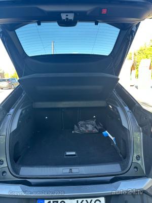 Pelēks Peugeot 3008 2024 Tallina, ar dzinēja tilpumu 1.20 L un nobraukumu 36 tūkst. km par 31900 €, foto 9 vietnē AUTOMOTO.COM.LV