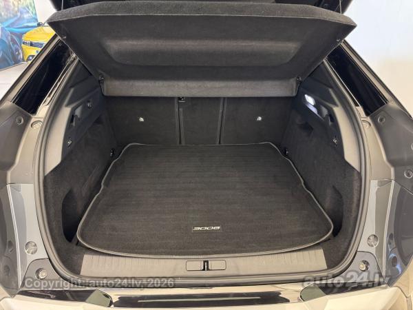 Pelēks Peugeot 3008 2024 Tallina, ar dzinēja tilpumu 0.00 L un nobraukumu 25 tūkst. km par 34900 €, foto 6 vietnē AUTOMOTO.COM.LV