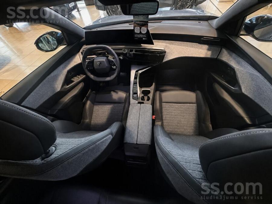Grey Peugeot 3008 2026 in Riga, with an engine capacity of 1.20 L and mileage of 0 thousand km for 30200 €, photo 11 on AUTOMOTO.COM.LV