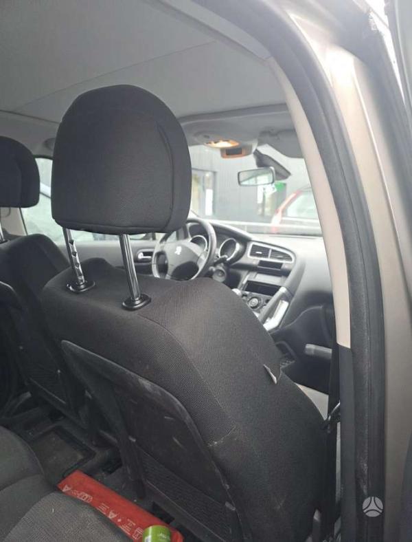 Grey Peugeot 3008 2009 in Taurage, with an engine capacity of 1.56 L and mileage of 248 thousand km for 2500 €, photo 11 on AUTOMOTO.COM.LV