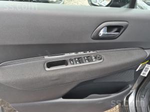 Pelēks Peugeot 3008 2009 Daugavpils, ar dzinēja tilpumu 1.60 L un nobraukumu 0 tūkst. km par 4550 €, foto 10 vietnē AUTOMOTO.COM.LV