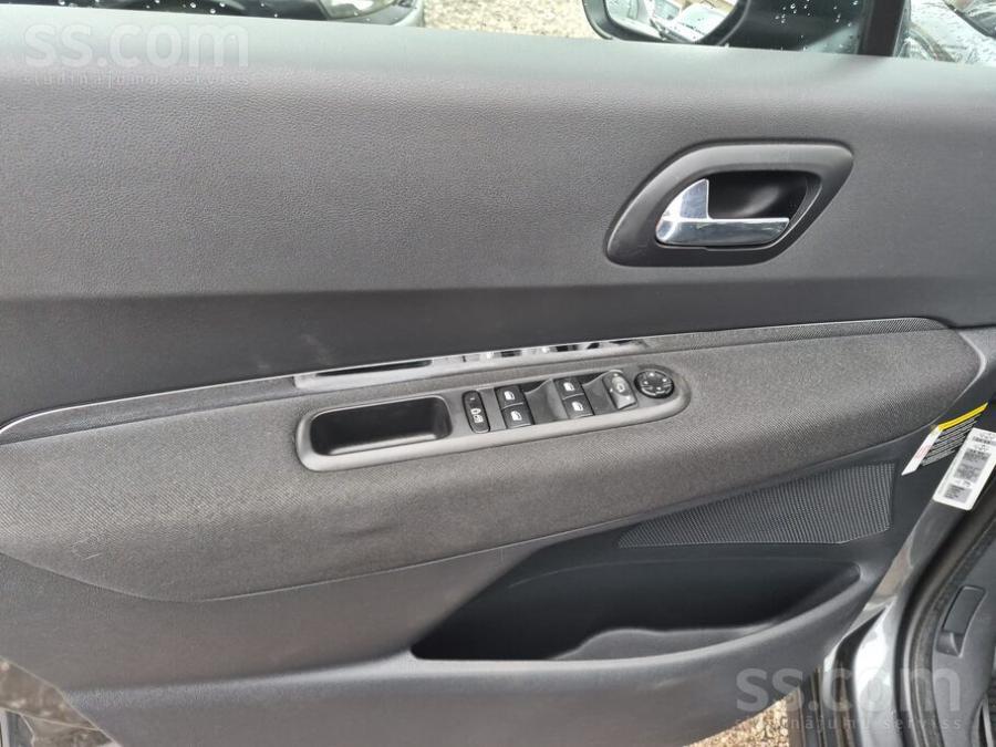 Pelēks Peugeot 3008 2009 Daugavpils, ar dzinēja tilpumu 1.60 L un nobraukumu 0 tūkst. km par 4550 €, foto 10 vietnē AUTOMOTO.COM.LV