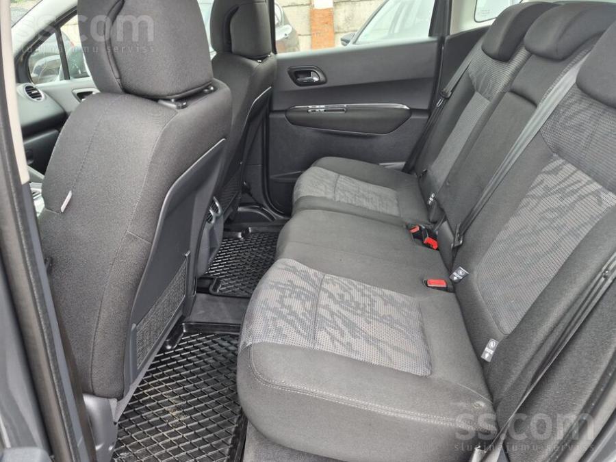 Pelēks Peugeot 3008 2009 Daugavpils, ar dzinēja tilpumu 1.60 L un nobraukumu 0 tūkst. km par 4550 €, foto 15 vietnē AUTOMOTO.COM.LV