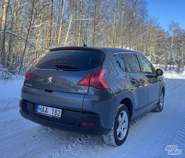 Pelēks Peugeot 3008 2010 Viļņa, ar dzinēja tilpumu 1.60 L un nobraukumu 290 tūkst. km par 2600 €, foto 4 vietnē AUTOMOTO.COM.LV