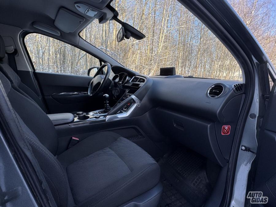 Pelēks Peugeot 3008 2010 Viļņa, ar dzinēja tilpumu 1.60 L un nobraukumu 290 tūkst. km par 2600 €, foto 7 vietnē AUTOMOTO.COM.LV