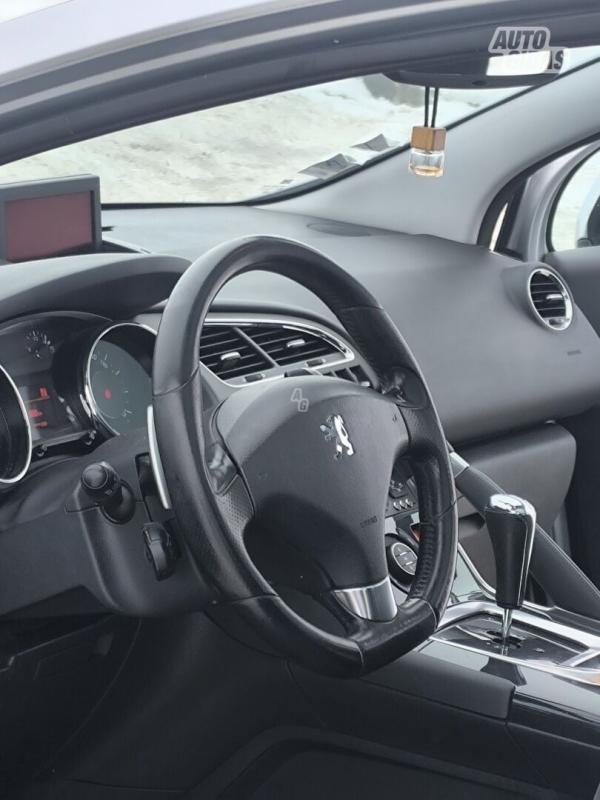 Pelēks Peugeot 3008 2010 Viļņa, ar dzinēja tilpumu 1.60 L un nobraukumu 311 tūkst. km par 2750 €, foto 9 vietnē AUTOMOTO.COM.LV