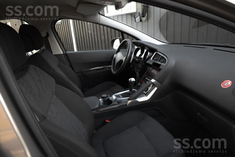 Grey Peugeot 3008 2010 in Jelgava, with an engine capacity of 1.60 L and mileage of 279 thousand km for 3900 €, photo 9 on AUTOMOTO.COM.LV