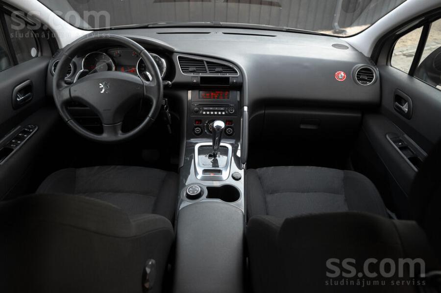 Grey Peugeot 3008 2010 in Jelgava, with an engine capacity of 1.60 L and mileage of 279 thousand km for 3900 €, photo 12 on AUTOMOTO.COM.LV
