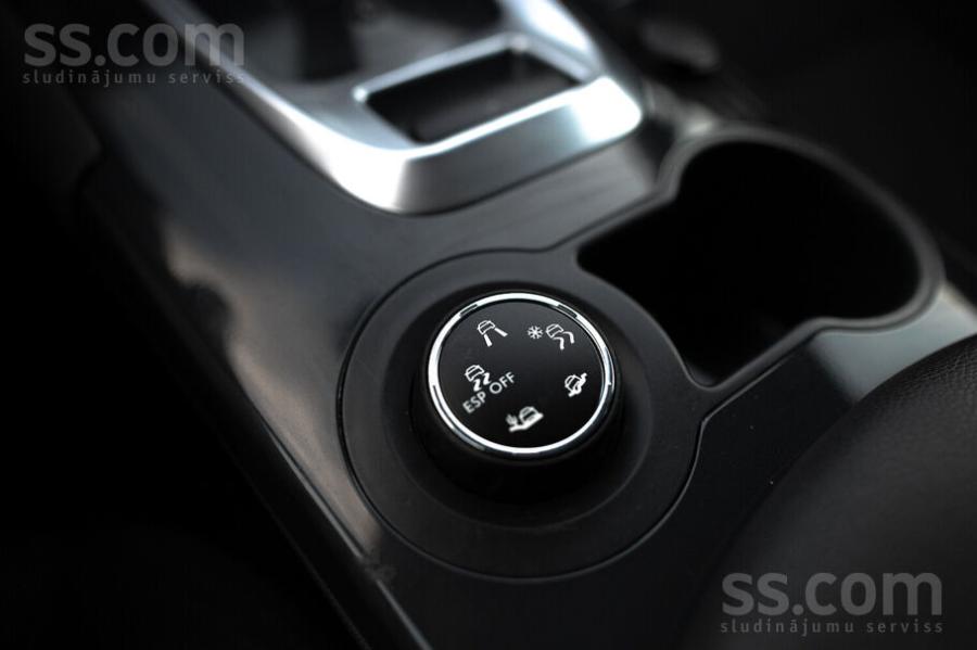 Grey Peugeot 3008 2010 in Jelgava, with an engine capacity of 1.60 L and mileage of 279 thousand km for 3900 €, photo 18 on AUTOMOTO.COM.LV