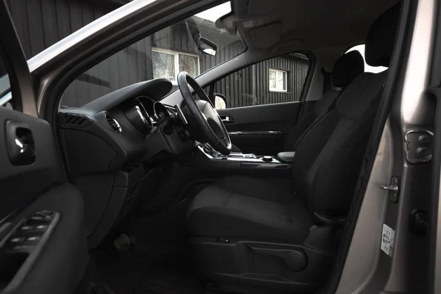 Серый Пежо 3008 2010 в Елгава, объемом двигателя 1.60 л и пробегом 279 тыс. км за 3900 €, фото 19 на AUTOMOTO.COM.LV