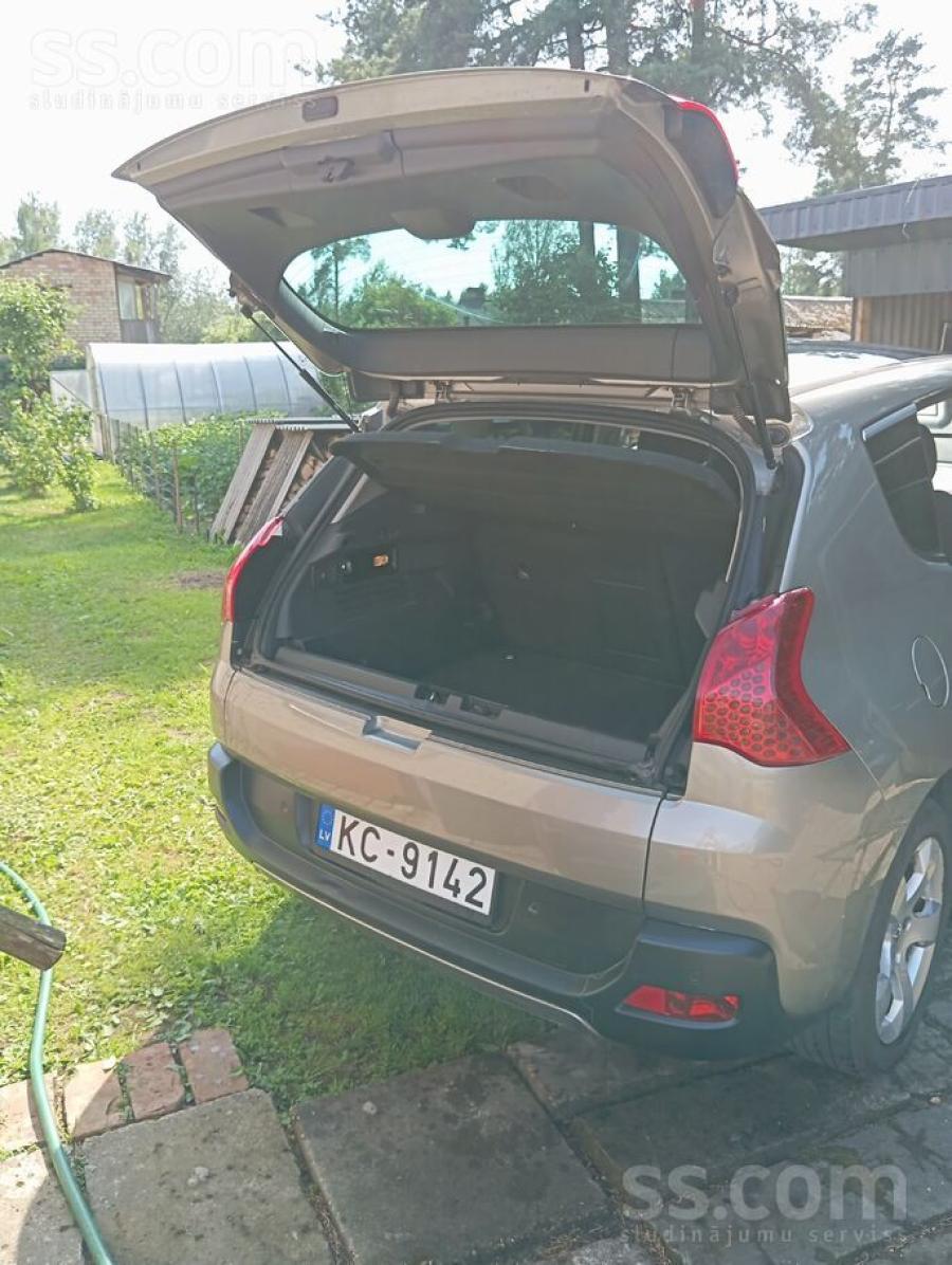 Pelēks Peugeot 3008 2010 Dobele, ar dzinēja tilpumu 1.90 L un nobraukumu 300 tūkst. km par 2500 €, foto 12 vietnē AUTOMOTO.COM.LV