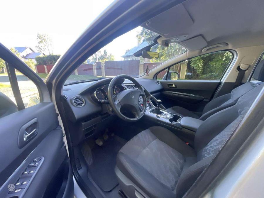 Pelēks Peugeot 3008 2010 Kauņa, ar dzinēja tilpumu 1.56 L un nobraukumu 220 tūkst. km par 3150 €, foto 9 vietnē AUTOMOTO.COM.LV