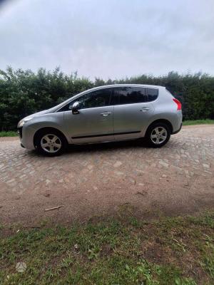 Grey Peugeot 3008 2010 in Silute, with an engine capacity of 1.56 L and mileage of 316 thousand km for 3250 €, photo 5 on AUTOMOTO.COM.LV