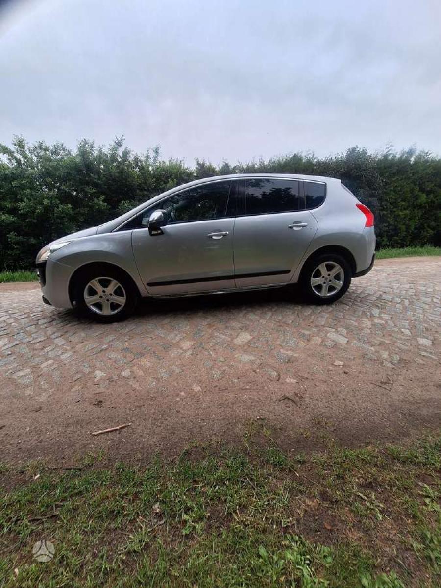 Grey Peugeot 3008 2010 in Silute, with an engine capacity of 1.56 L and mileage of 316 thousand km for 3250 €, photo 5 on AUTOMOTO.COM.LV