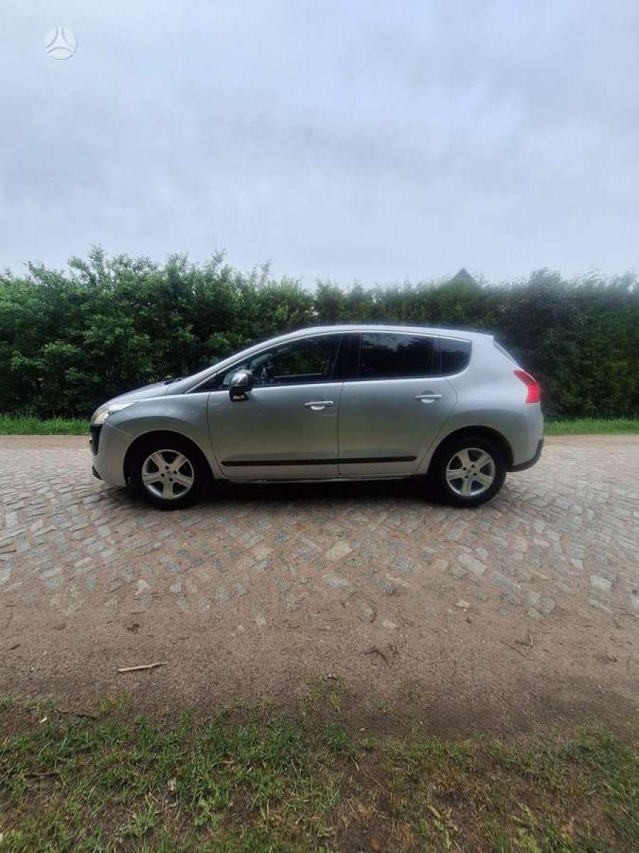 Grey Peugeot 3008 2010 in Silute, with an engine capacity of 1.56 L and mileage of 316 thousand km for 3250 €, photo 9 on AUTOMOTO.COM.LV