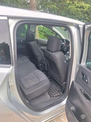 Grey Peugeot 3008 2010 in Silute, with an engine capacity of 1.56 L and mileage of 316 thousand km for 3250 €, photo 17 on AUTOMOTO.COM.LV