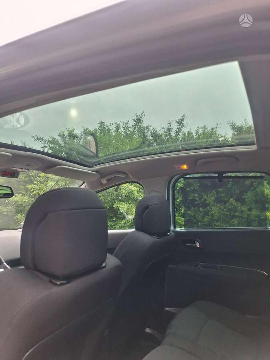 Grey Peugeot 3008 2010 in Silute, with an engine capacity of 1.56 L and mileage of 316 thousand km for 3250 €, photo 20 on AUTOMOTO.COM.LV